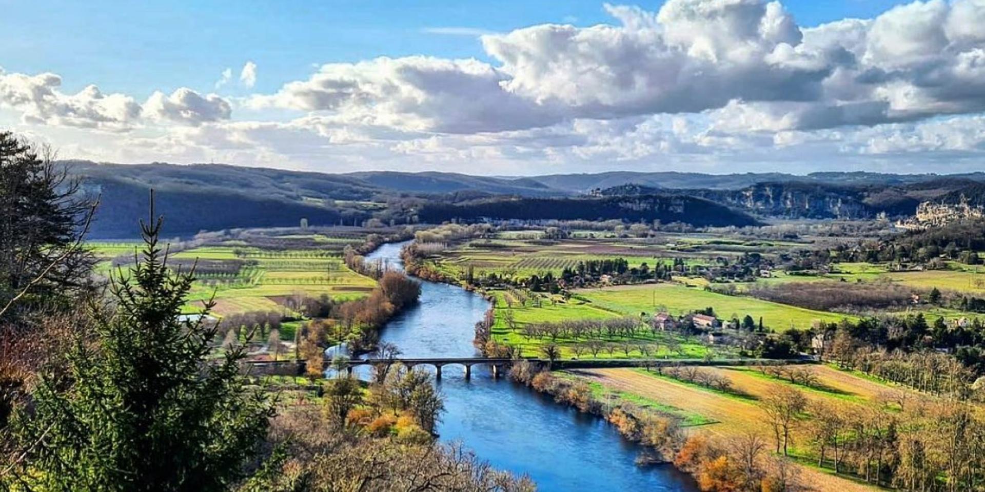 Les Chemins de Terre et d’Eau de Harrison Barker en Vallée Dordogne ...